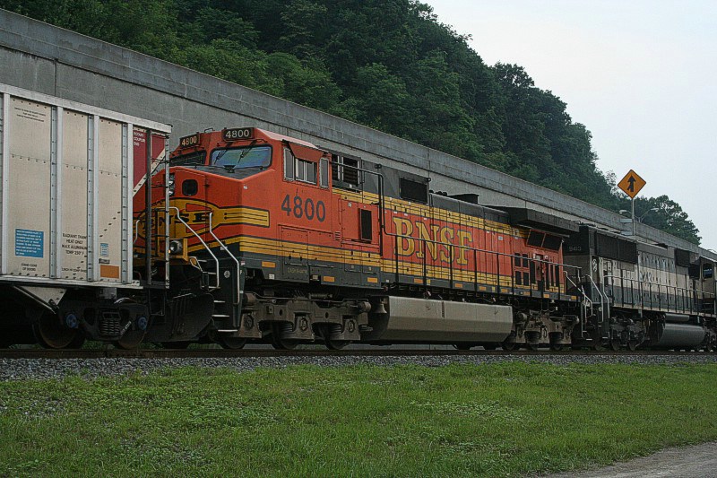 BNSF 4800